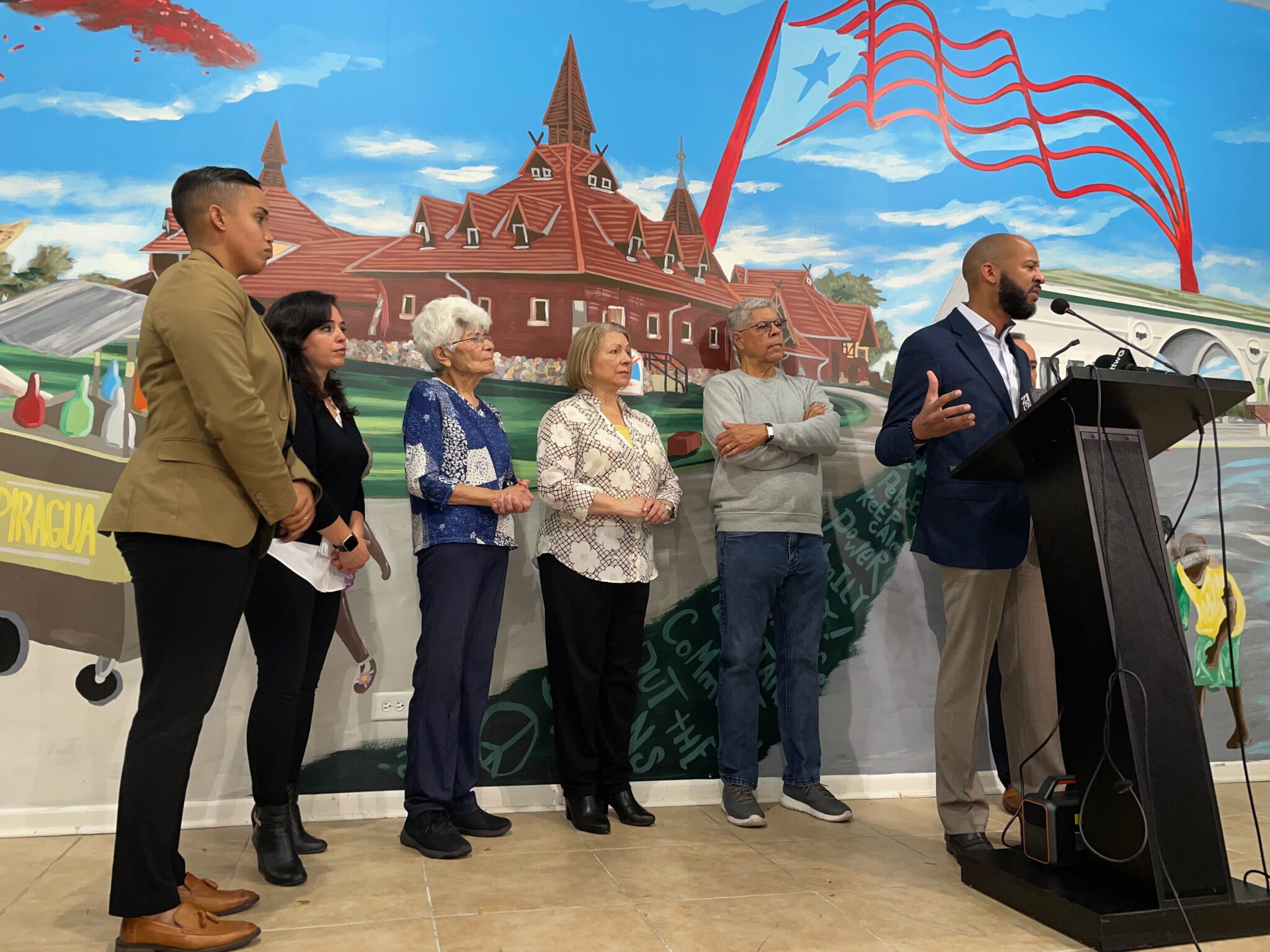 PRCC Convokes Press Conference Illinois Latino leaders to Denounce ...